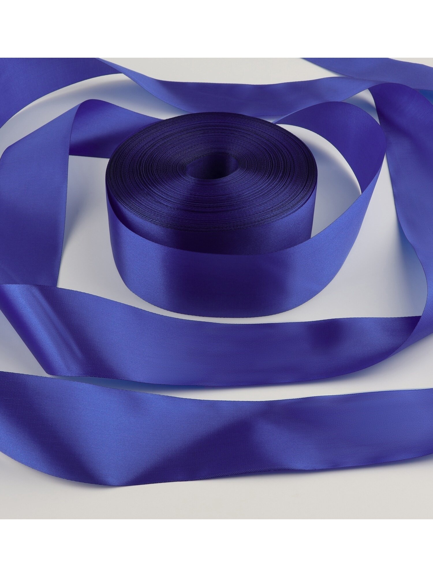 Лента атласная синяя 50мм 76,5 м 2373093а