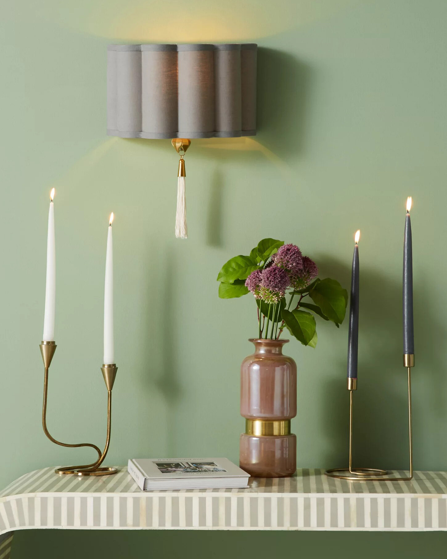 Бра с белой кисточкой "Тампа"