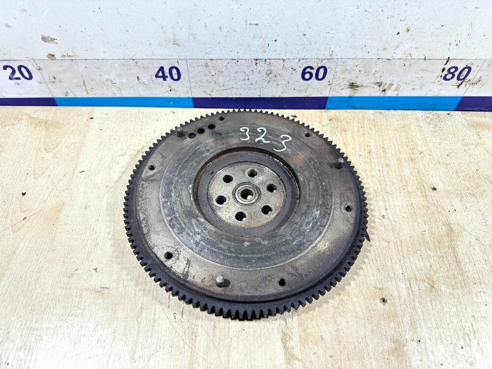 Маховик Mazda 323 BA B6S711500