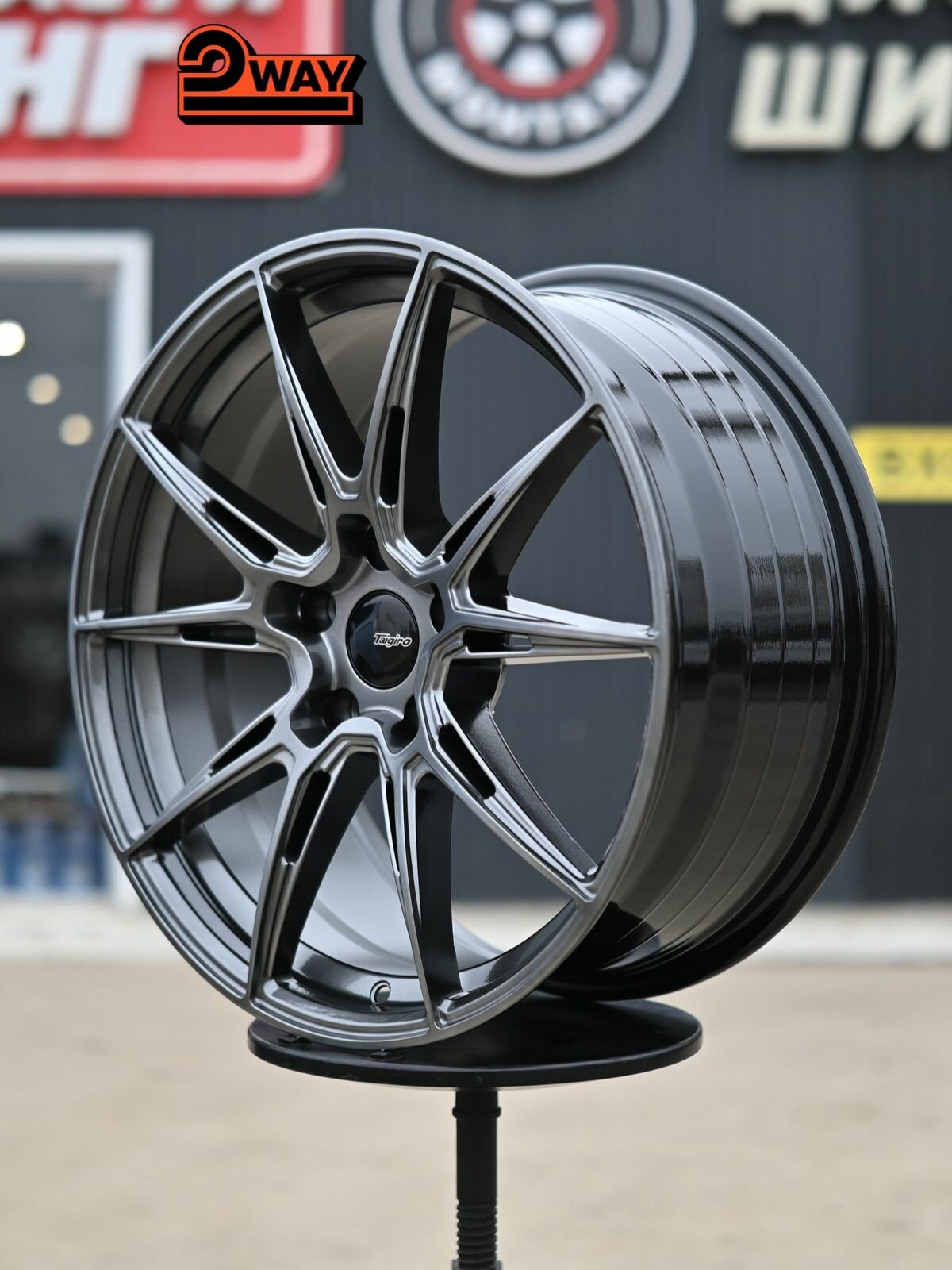 Диск Taigiro "Топ Дизайн" A5, R18, ET 40, 8.5 J, темный хром