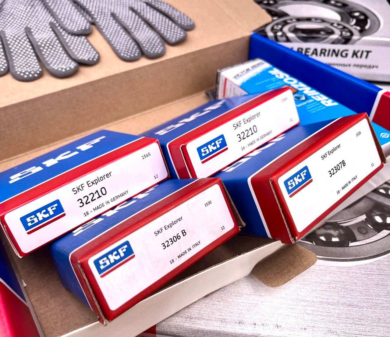 SKF Подшипники редуктора заднего моста ведущей шестерни хвостовика ГАЗель-3302, Соболь ( SKF комплект 4 шт.) арт. 27606 ; 27607 ; 6-7510 (2)