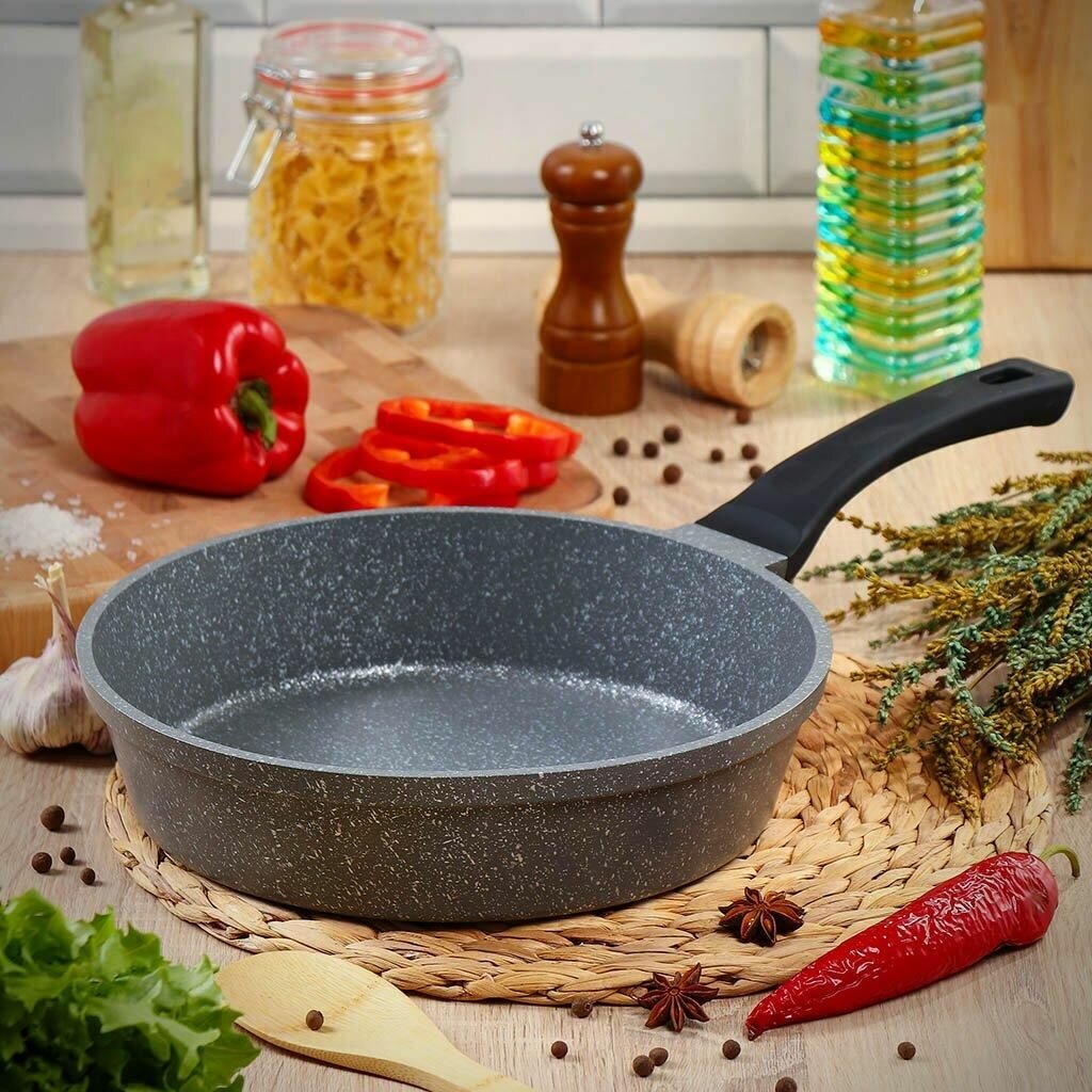 Сковорода Гурман литая алюминиевая, 26 см, антипригарная, Estima, серая, для индукционных плит