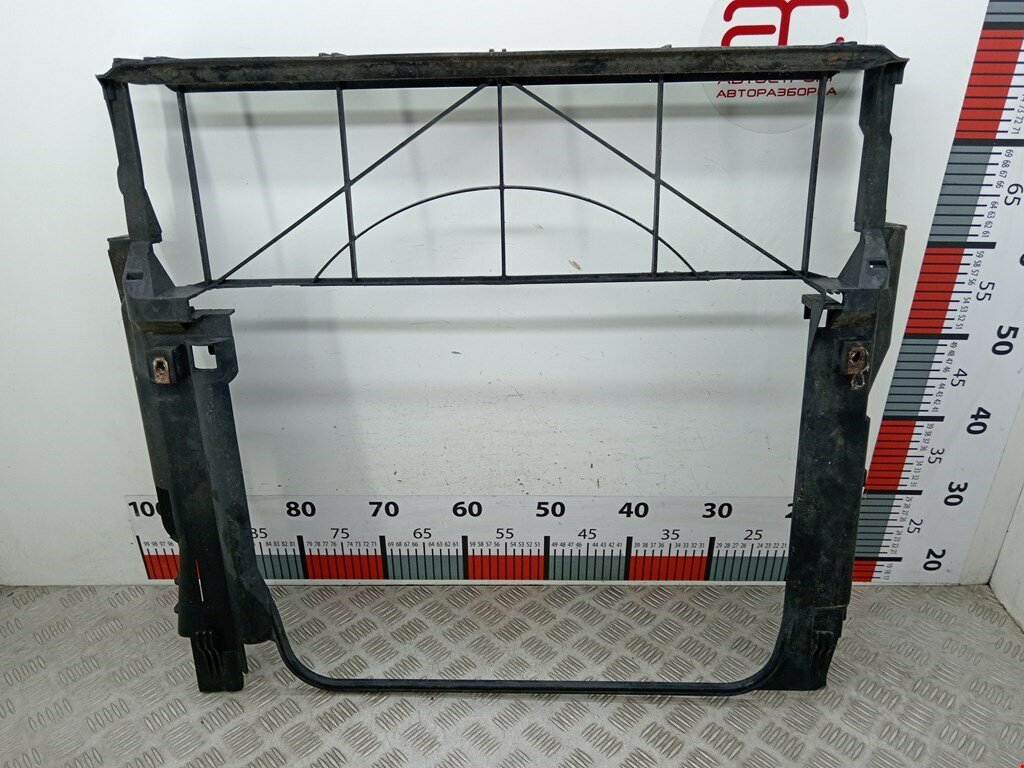 Диффузор вентилятора BMW X5 (E53) 17101439105 арт. 2248722