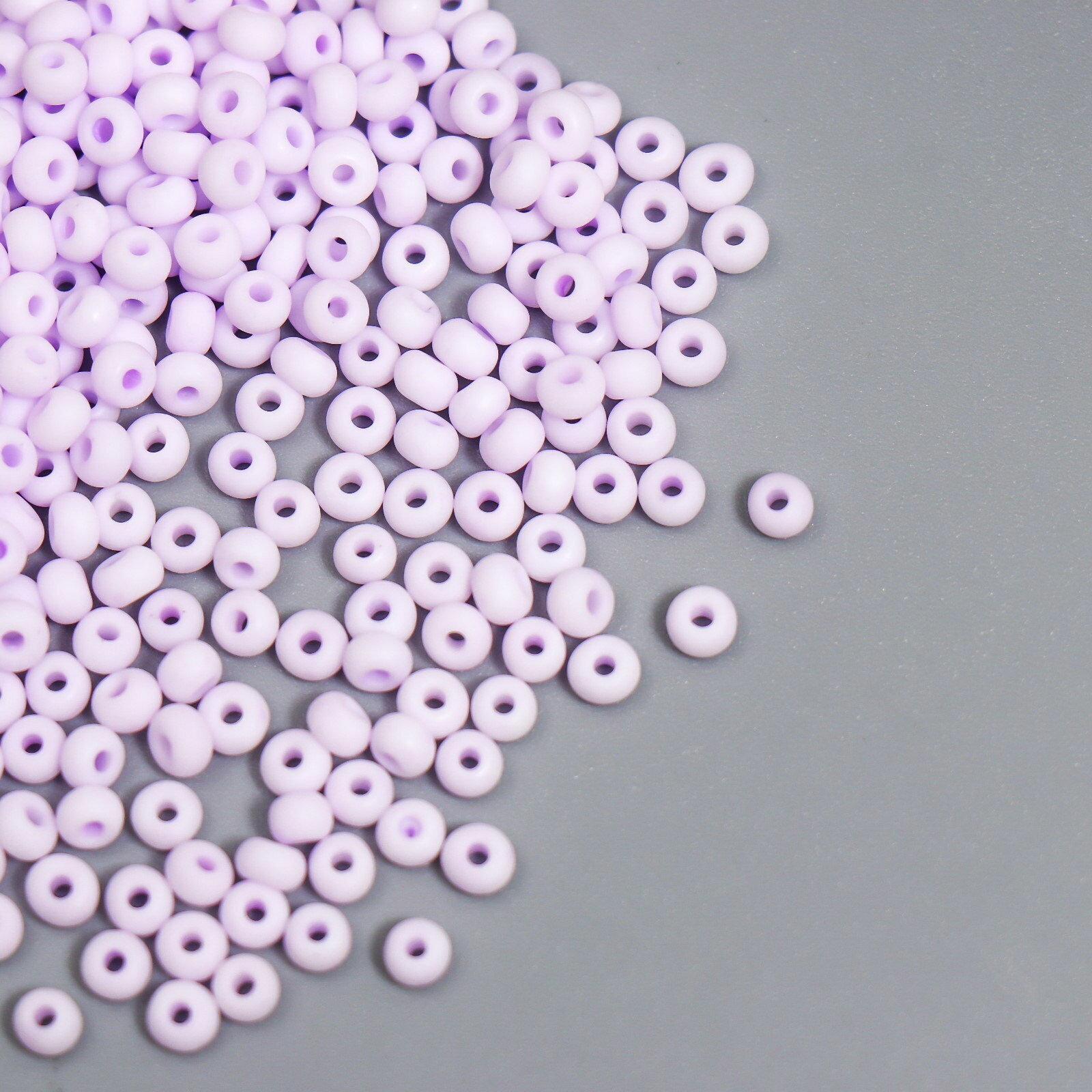 Бисер стекло 8/0 "Маршмеллоу. Матовый. Глициния", 10 г, тип окрашивания: крашеное стекло