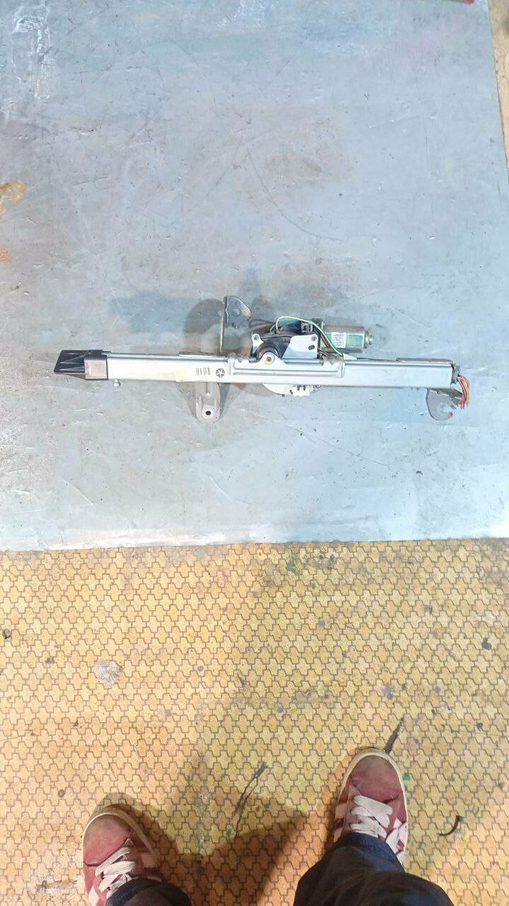 Активатор замка багажника Chrysler Pacifica CS (2003 - 2008) P05054004AG