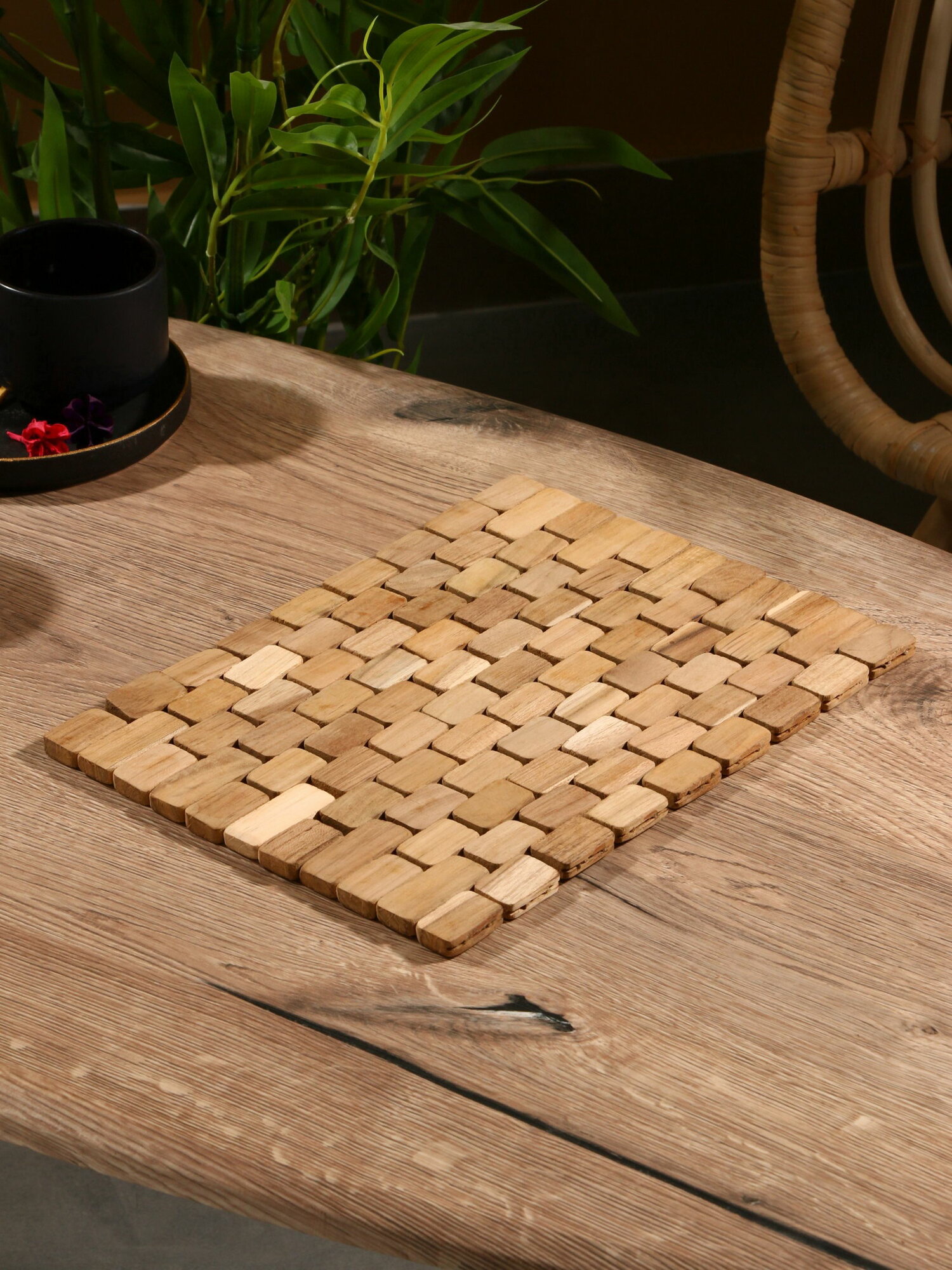 Коврик из тикового дерева, 30x20x0.7 см, форма: прямоугольник