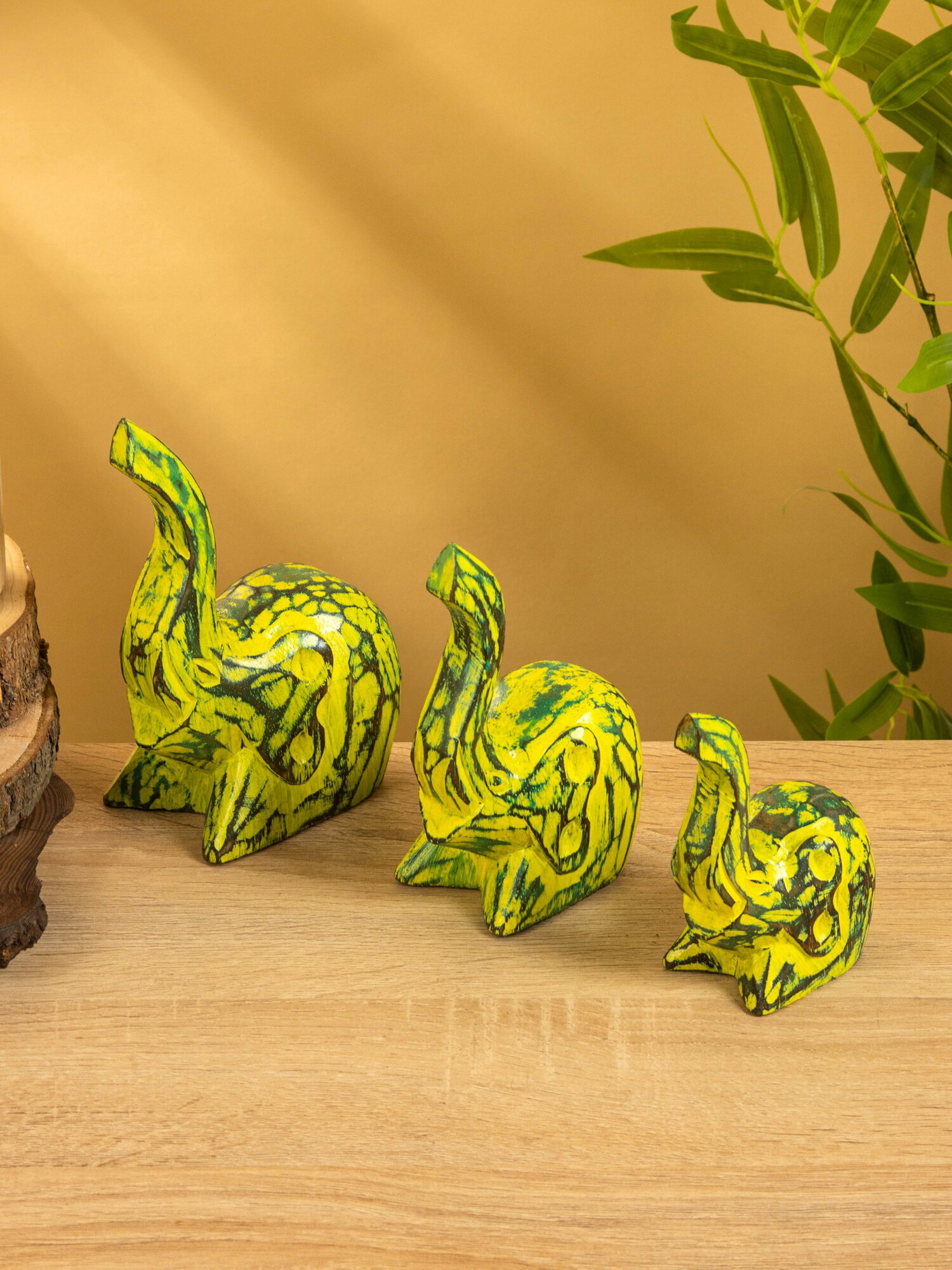 Набор сувенирный "Слоники", h=17 см, h=15 см, h=12 см, дерево