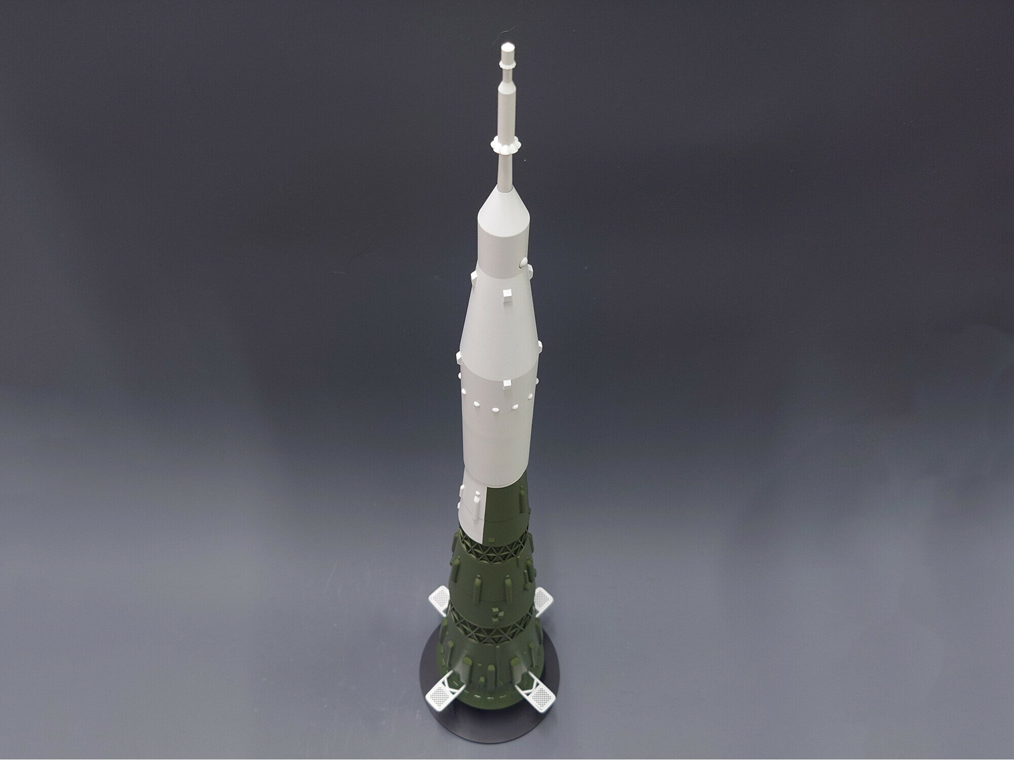 Ракета-носитель Н1 (RU) [Готовая модель] (1:144)