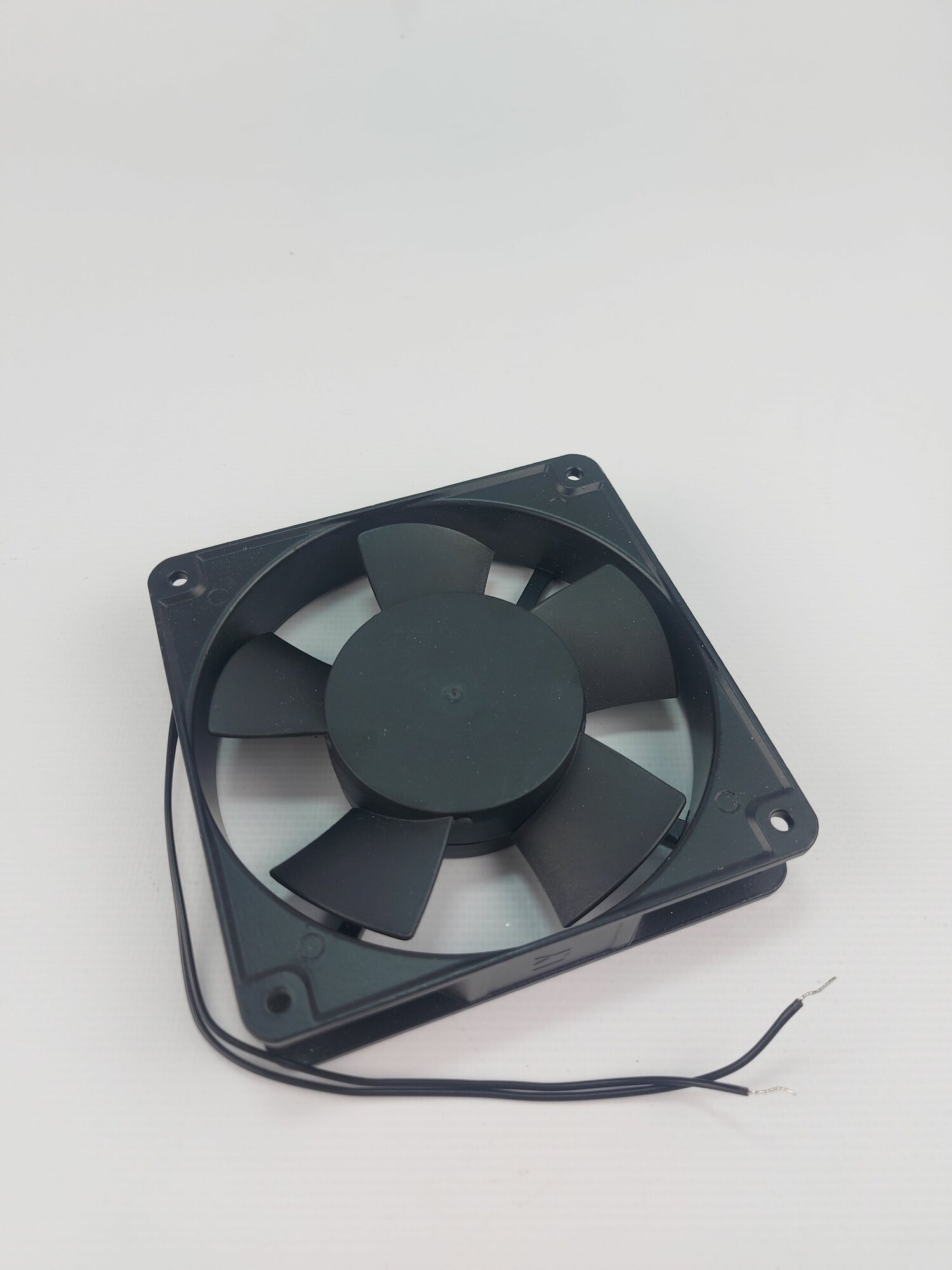 Вентилятор плоский 120х120х25 FM12025A2HSL 220V/16W/2400 RPM