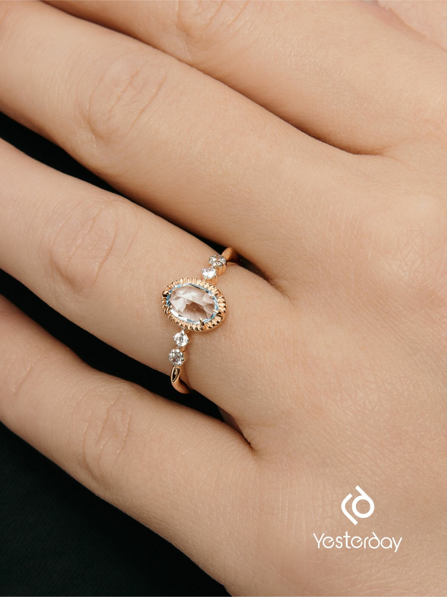 Кольцо, красное золото, 585 проба, топаз, фианит