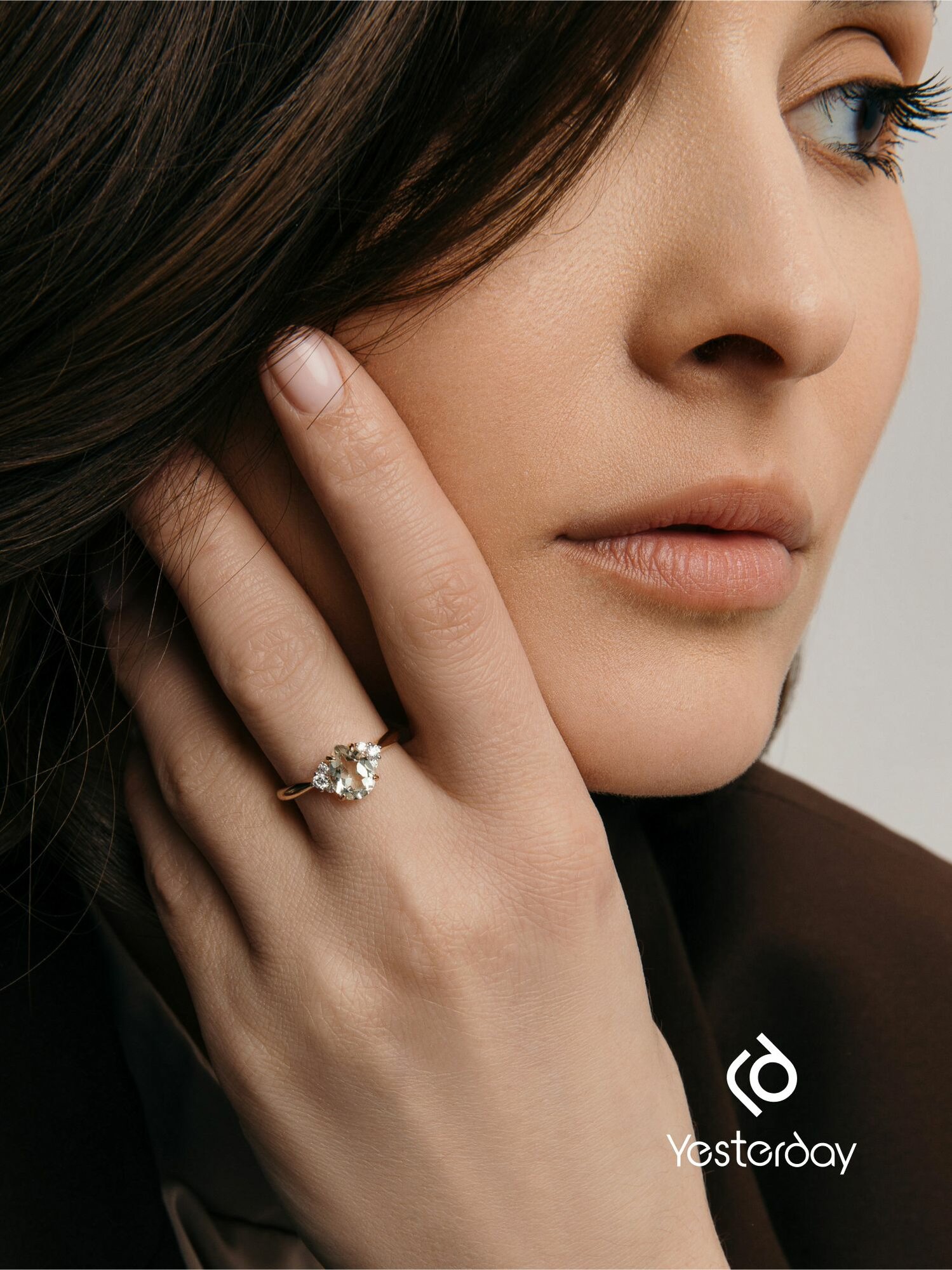 Кольцо тонкое, красное золото, 585 проба, фианит, празиолит