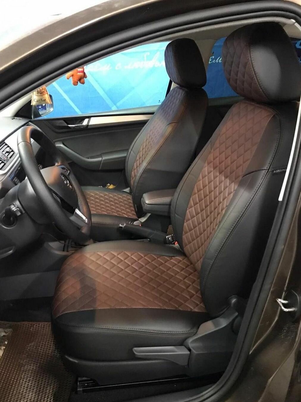 Чехлы на Шкода Рапид задняя спинка сплошная Skoda Rapid 2012 2013 2014 2015 2016 2017 2018 2019