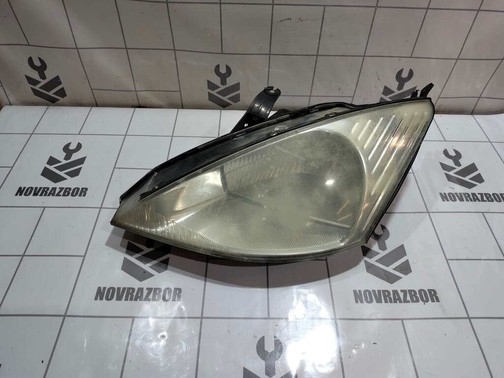 Фара левая Ford Focus 1 1998-2004