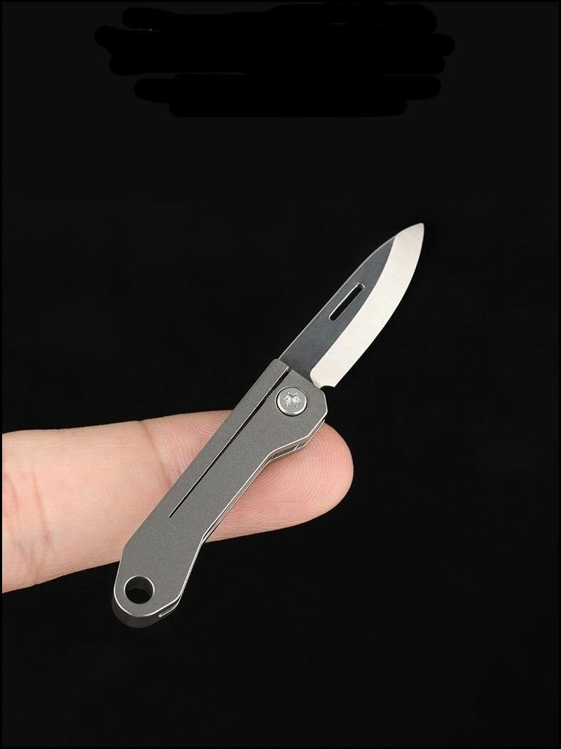 Нож брелок из титана, титановая рукоять