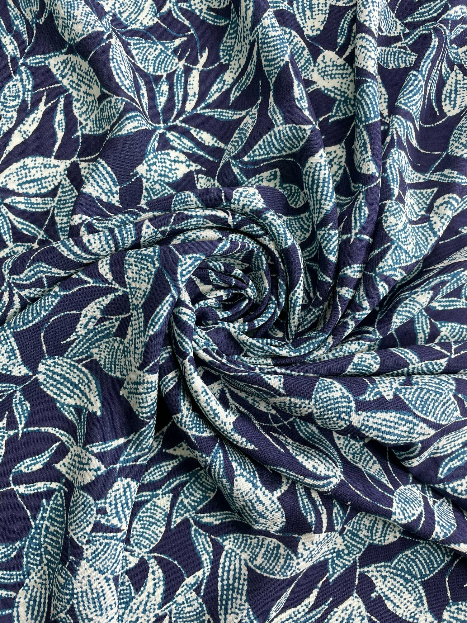 Ткань плательно-блузочная вискоза отрез 2,8 м