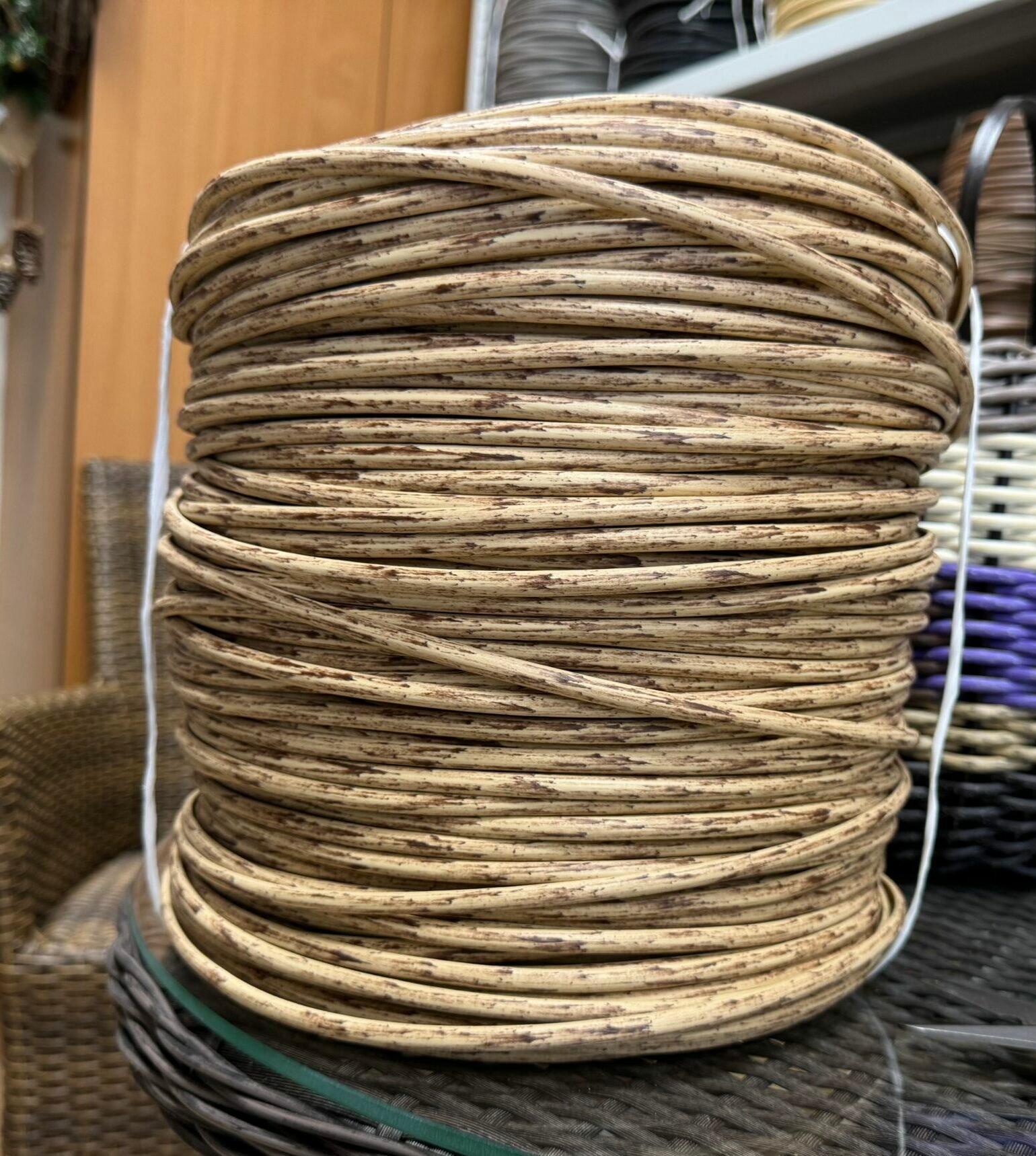 Ротанг для плетения "Бамбук" полутрубка 6мм 5кг