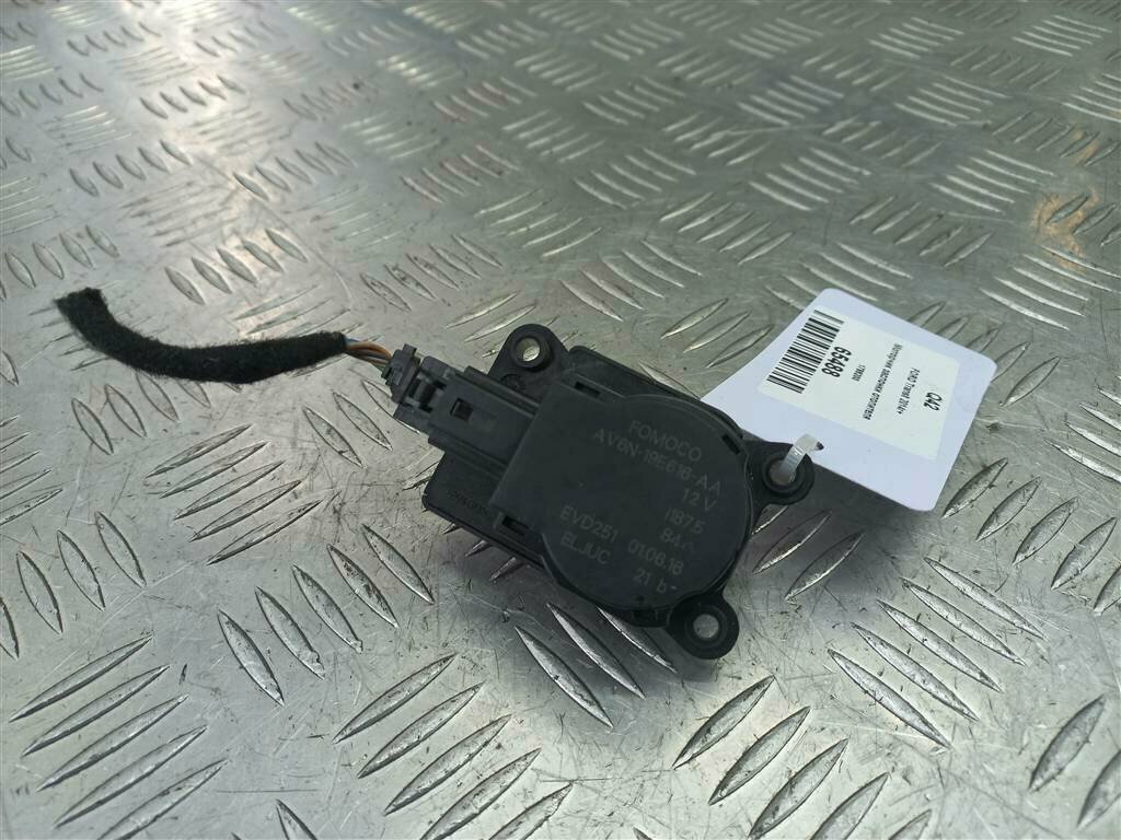 Моторчик заслонки отопителя Б/У для FORD Transit VIII (2013—2025) 1786200