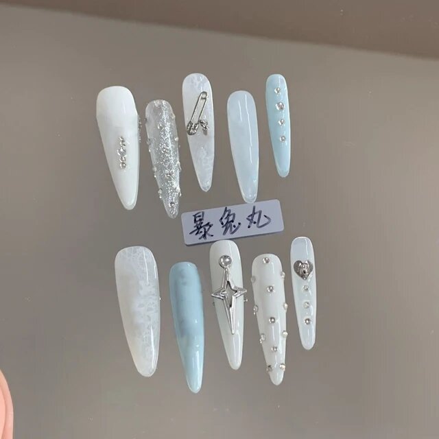 Набор из 10 горячих длинных заостренных ногтей ручной работы в форме гроба, полностью покрывающих ногти, накладные ногти Sanrio KT с металлической цепочкой и сверкающими бриллиантами в виде цветка, Размер: М-16-12-13-12-10