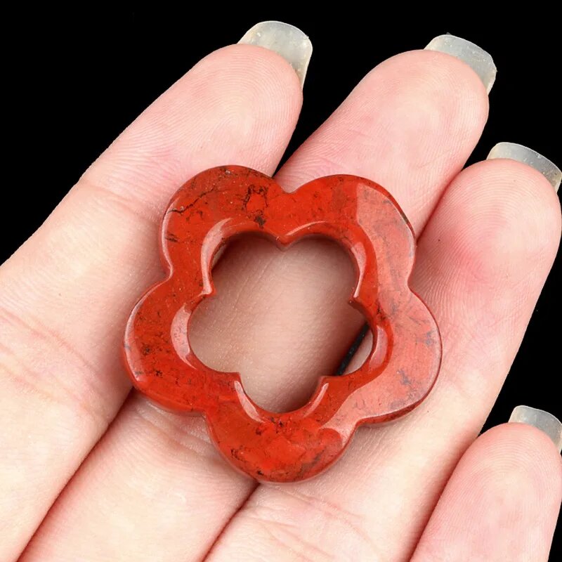 Натуральный кристалл цветок сливы 30 мм Красный, 1Pc Red Jasper