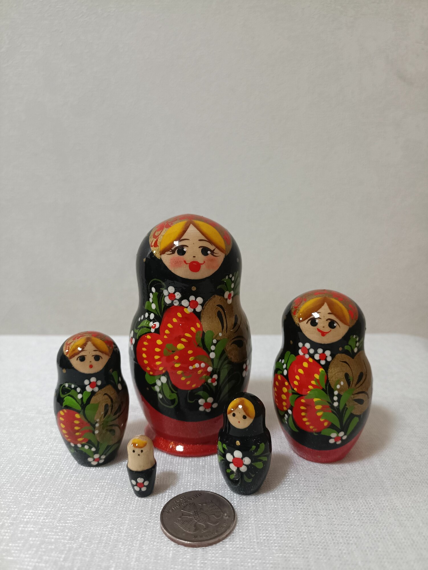 Матрёшка авторская ручная работа "Хохлома" 5 мест