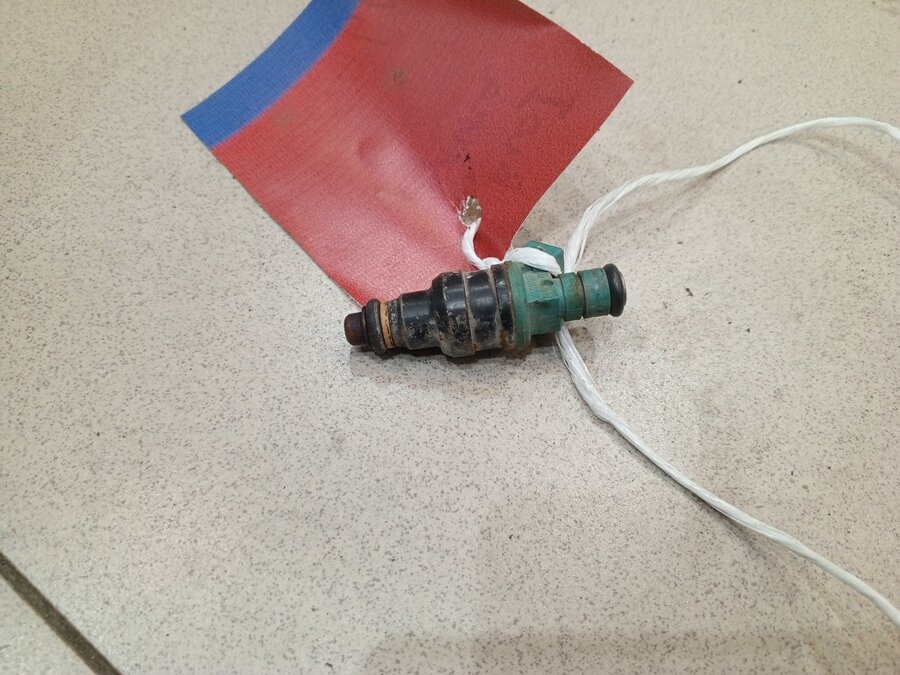 Форсунка инжекторная от Kia Rio 2000-2005