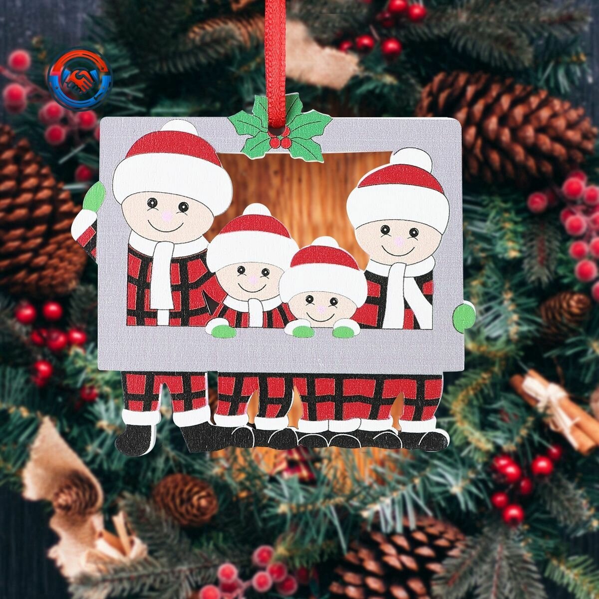 Семейные деревянные елочные подвески, рождественские кулоны для дома и новогоднего декора, тёплый подарок на Новый год и Рождество, уютное деревянное украшение на ёлку