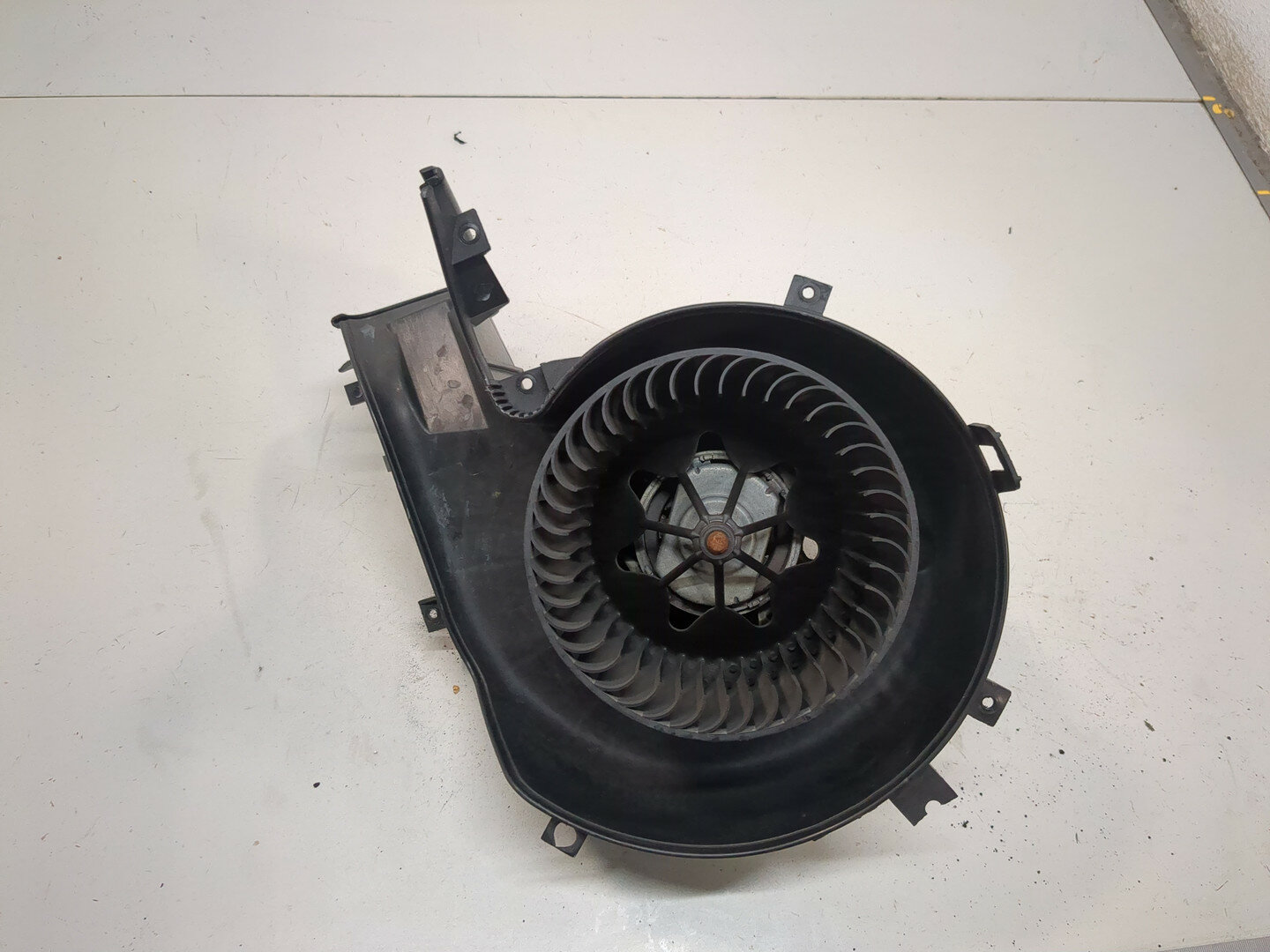 Двигатель отопителя (моторчик печки) Saab 9-3 Б/У