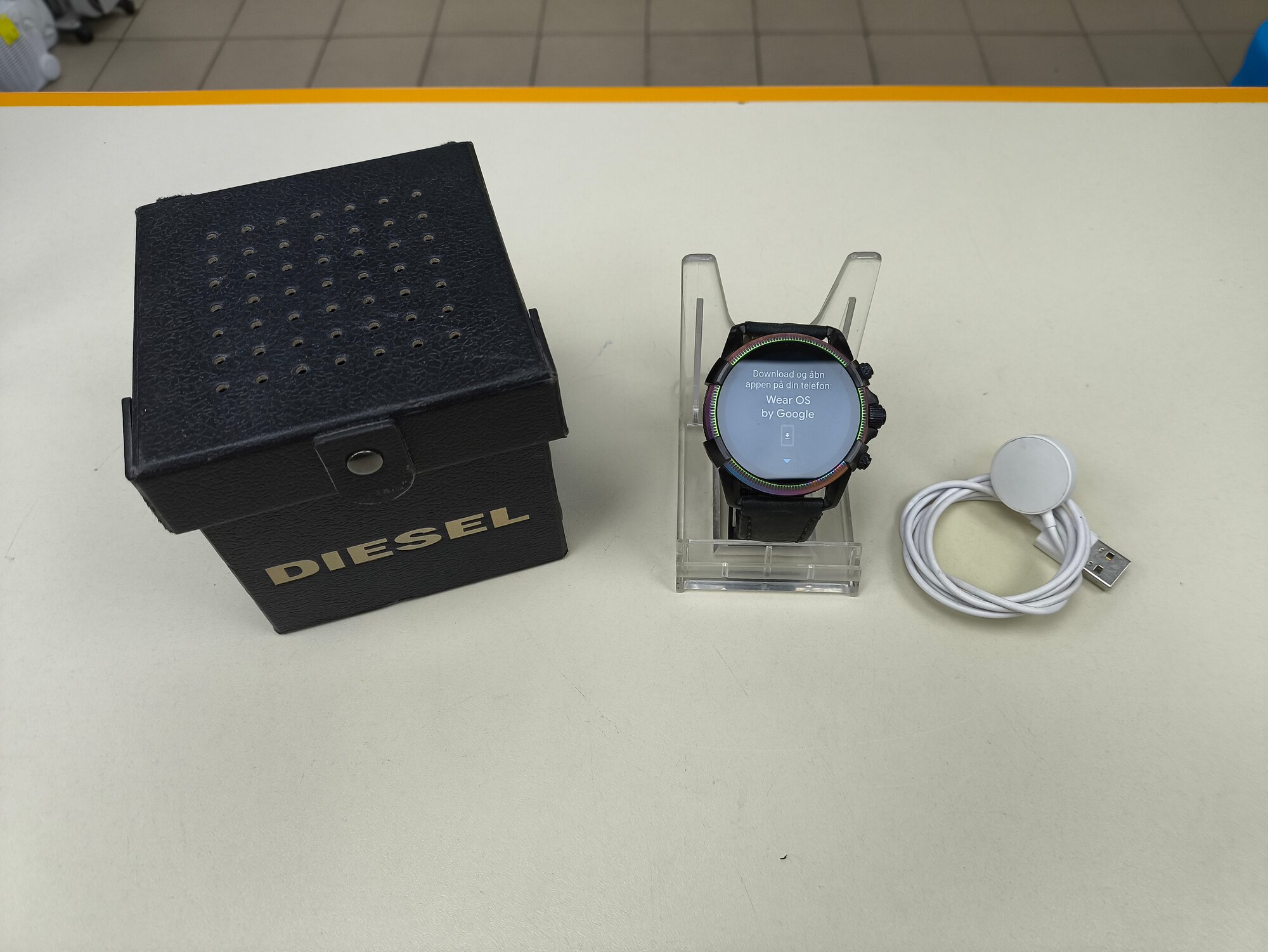 Смарт-часы Diesel Full Guard DW6D1 (DZT2010) БУ уценка