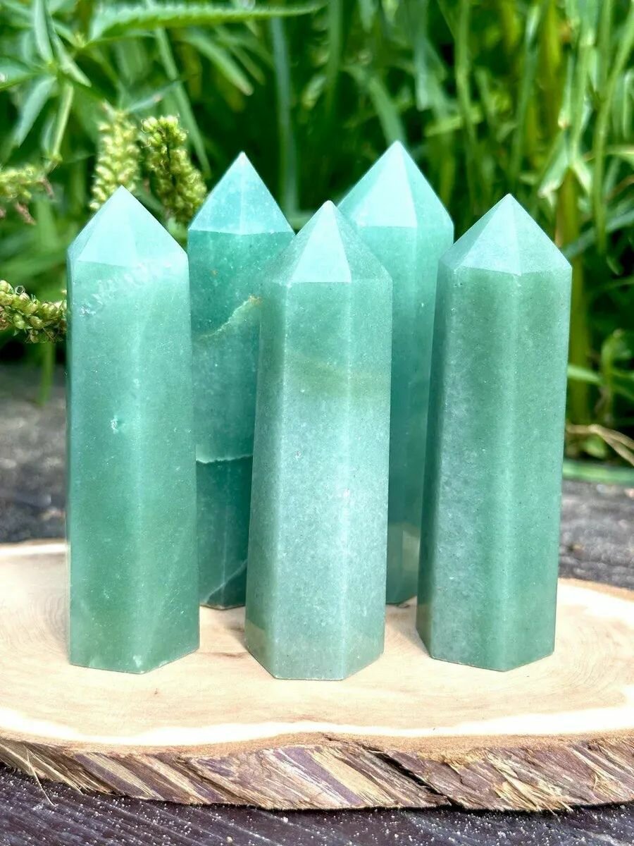 Авантюрин натуральный камень обелиск кристалл оберег амулет 8 см