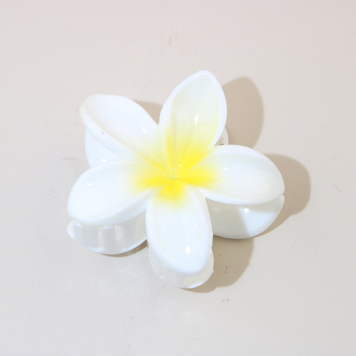 Европейская и американская кросс-бордерная цветная заколка для волос с плюмерией, цветочная зажимная заколка, винтажная элегантная полузажимная заколка для женщин, заколка для затылка в виде акулы