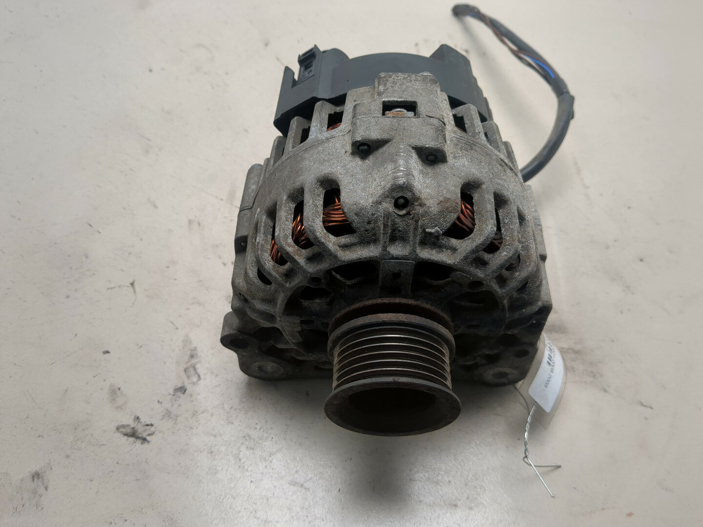 Генератор Seat Ibiza 3 Б/У