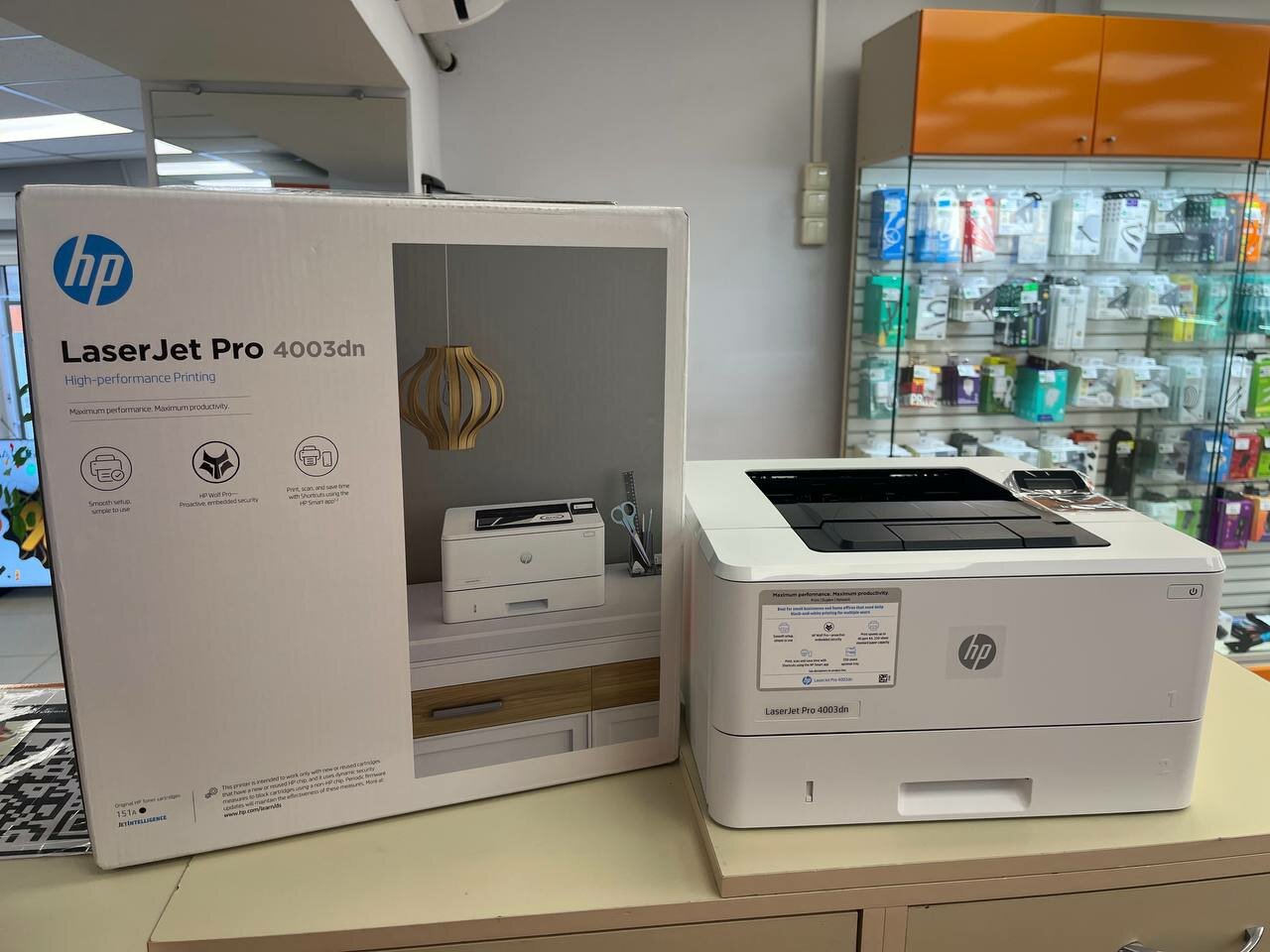 Принтер HP LaserJet Pro 4003dn, черно-белый, лазерный, 40стр/мин, A4 БУ уценка