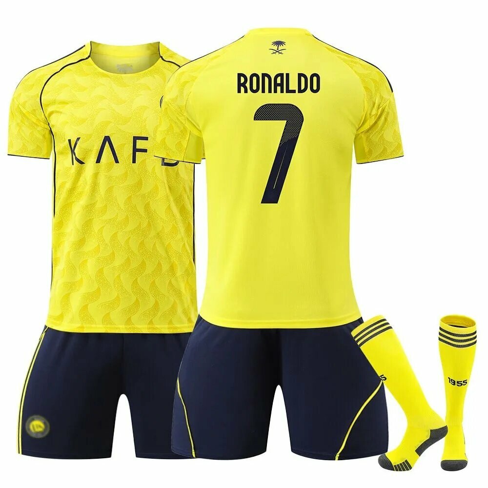 Форма футбольная CR7 CRISTIANO RONALDO В комплект входят: футболка, шорты, Носки.