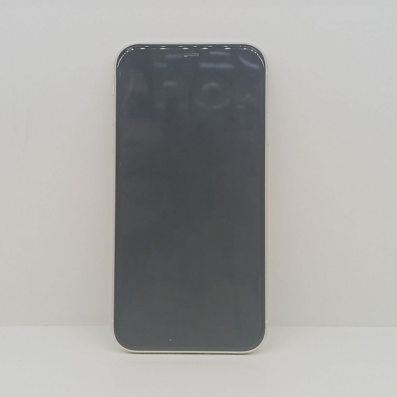 Смартфон Apple iPhone 11, 4 ГБ ОЗУ, 64 ГБ памяти, белый