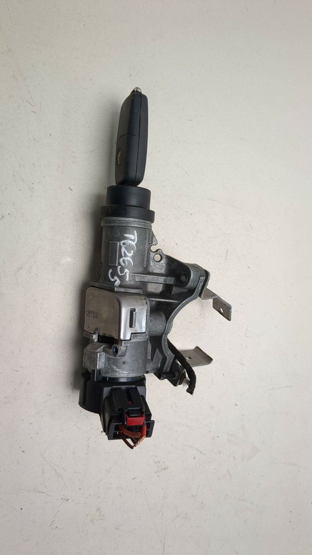 Замок зажигания Volkswagen Polo Б/У