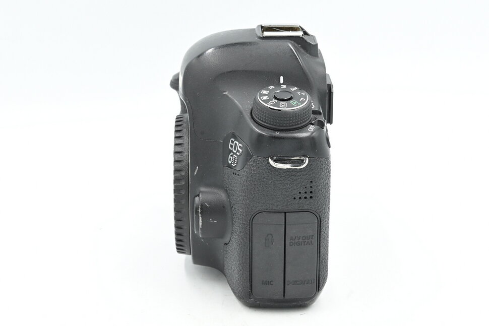 Зеркальный фотоаппарат Canon EOS 6D Body
