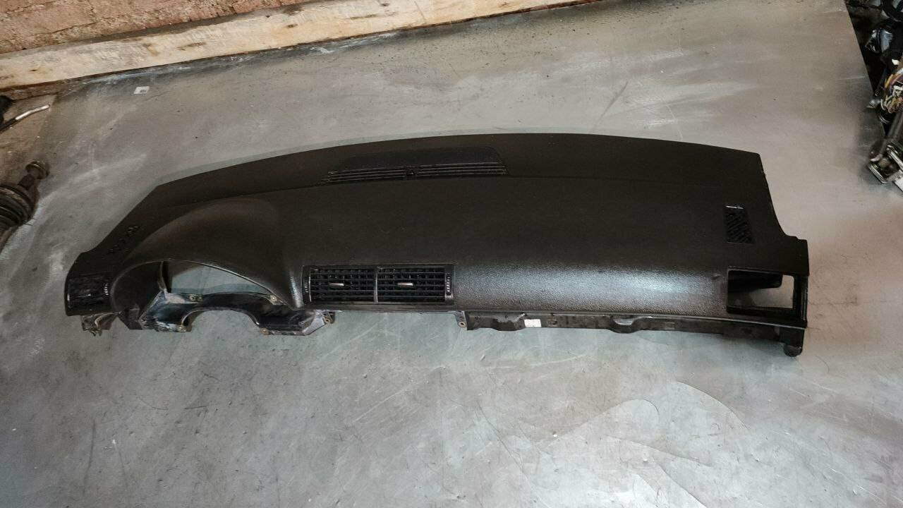 Торпедо Audi A4 B6 (2000 - 2006) 8E1857003A