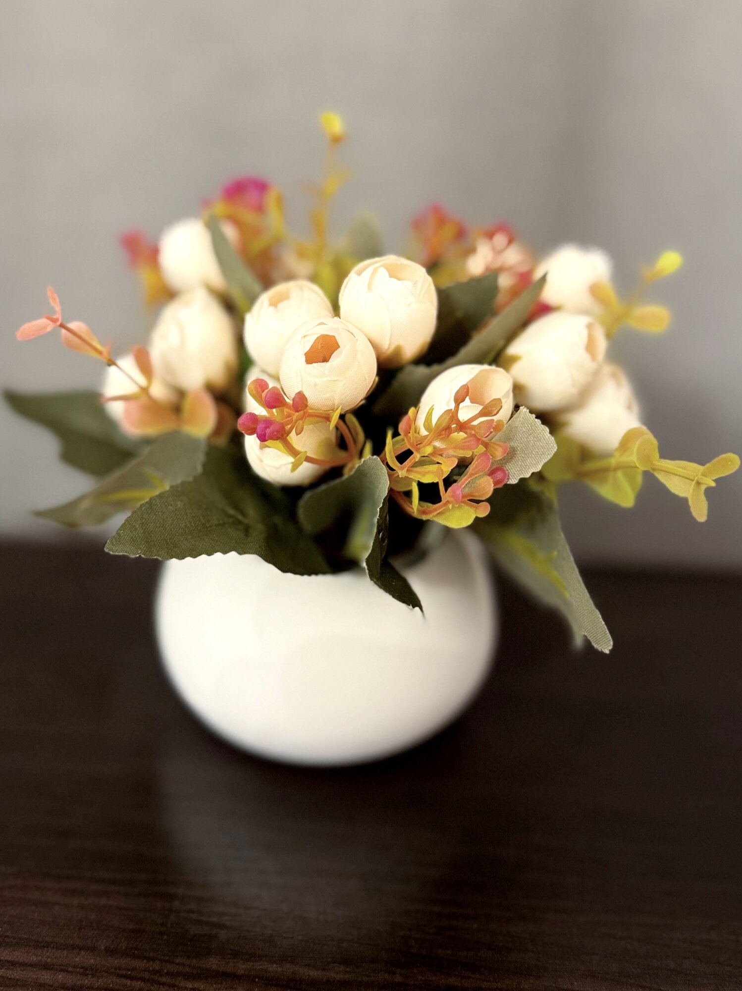 Искусственные цветы для декора / Декоративные растения кашпо / Цветочная композиция для интерьера на стол