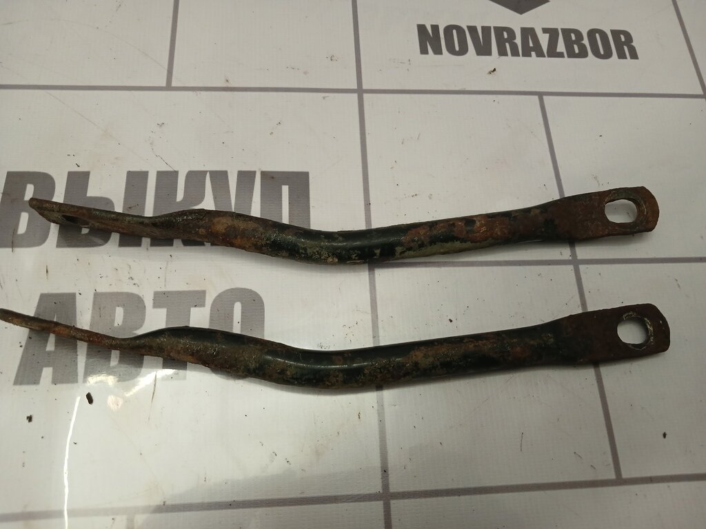 Кронштейн передней балки Renault Logan 2005-2014