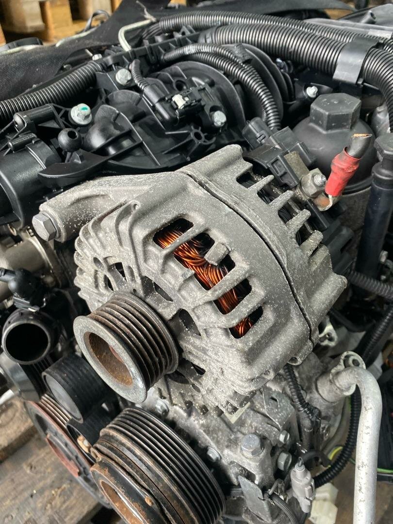 Генератор для BMW 3 E90/E91/E92/E93 2.0 OEM 7802261