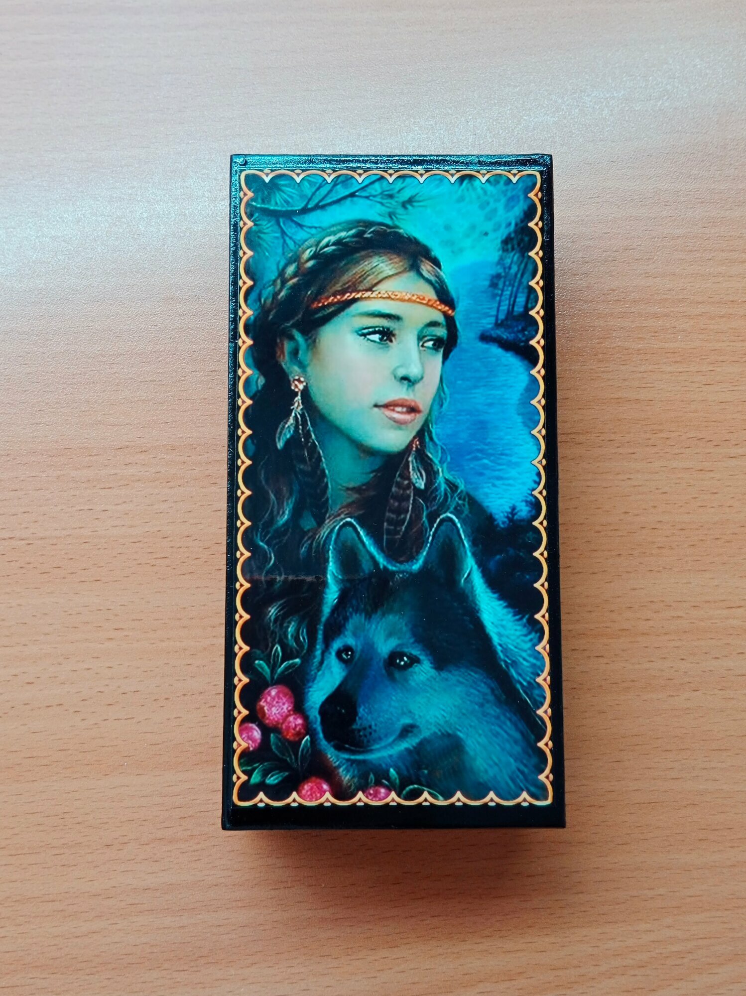Шкатулка-купюрница универсальная "Девочка с волком"17*8,5*3,5см, лаковая миниатюра