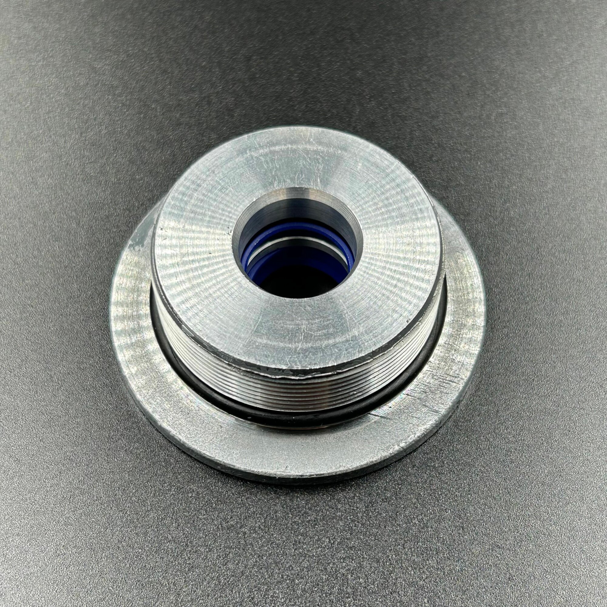 Гайка корпуса гидроцилиндра Yamaha F80-100 (PREMARINE) OEM номер: 67F-43821-00; 67F4382100;67F-43821-01