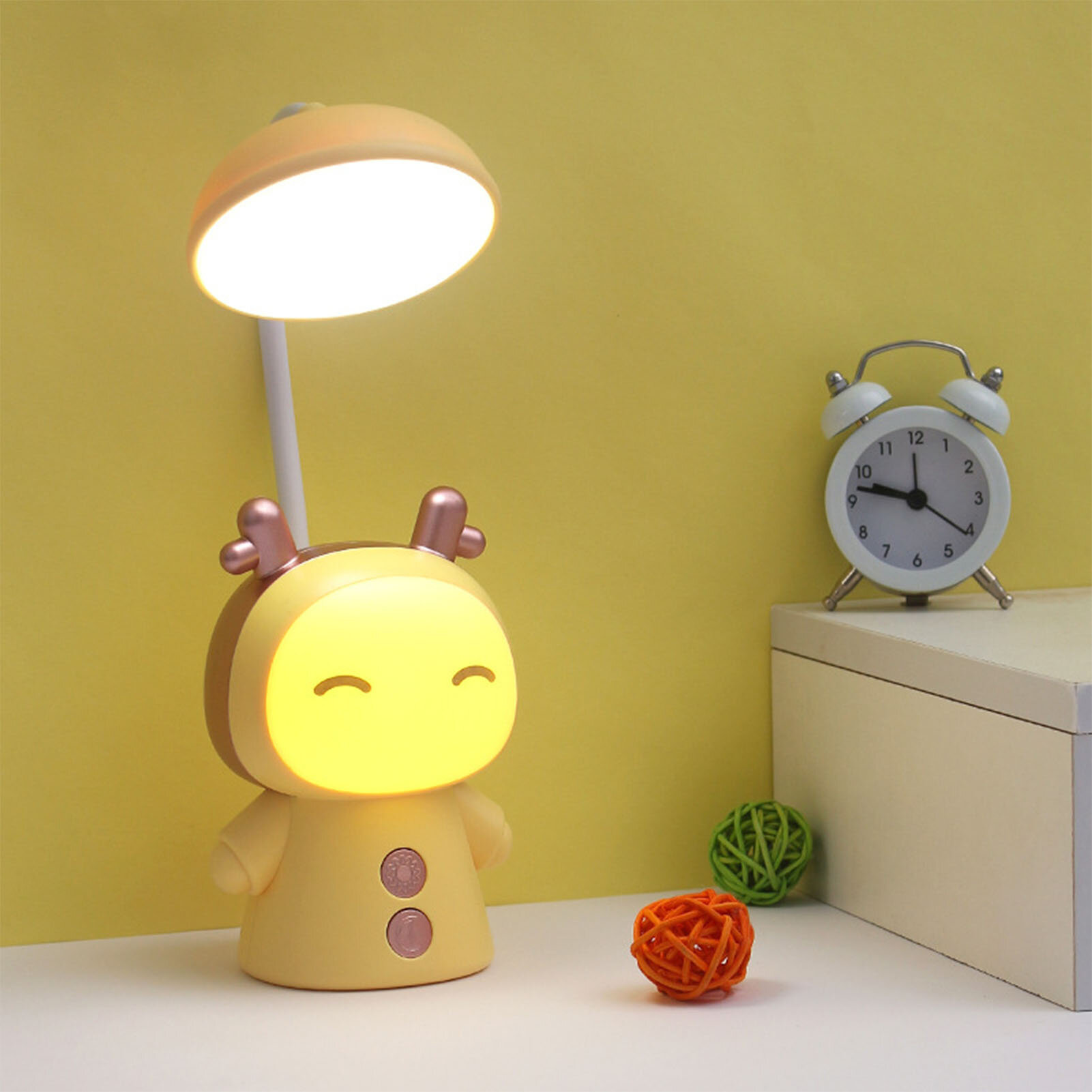 Симпатичная настольная лампа для детей ABS PC 2 Gear Cartoon Doll USB Аккумуляторная настольная лампа на гибкой шее Ночник для общежития Спальня Прикроватная тумбочка для чтения Желтый
