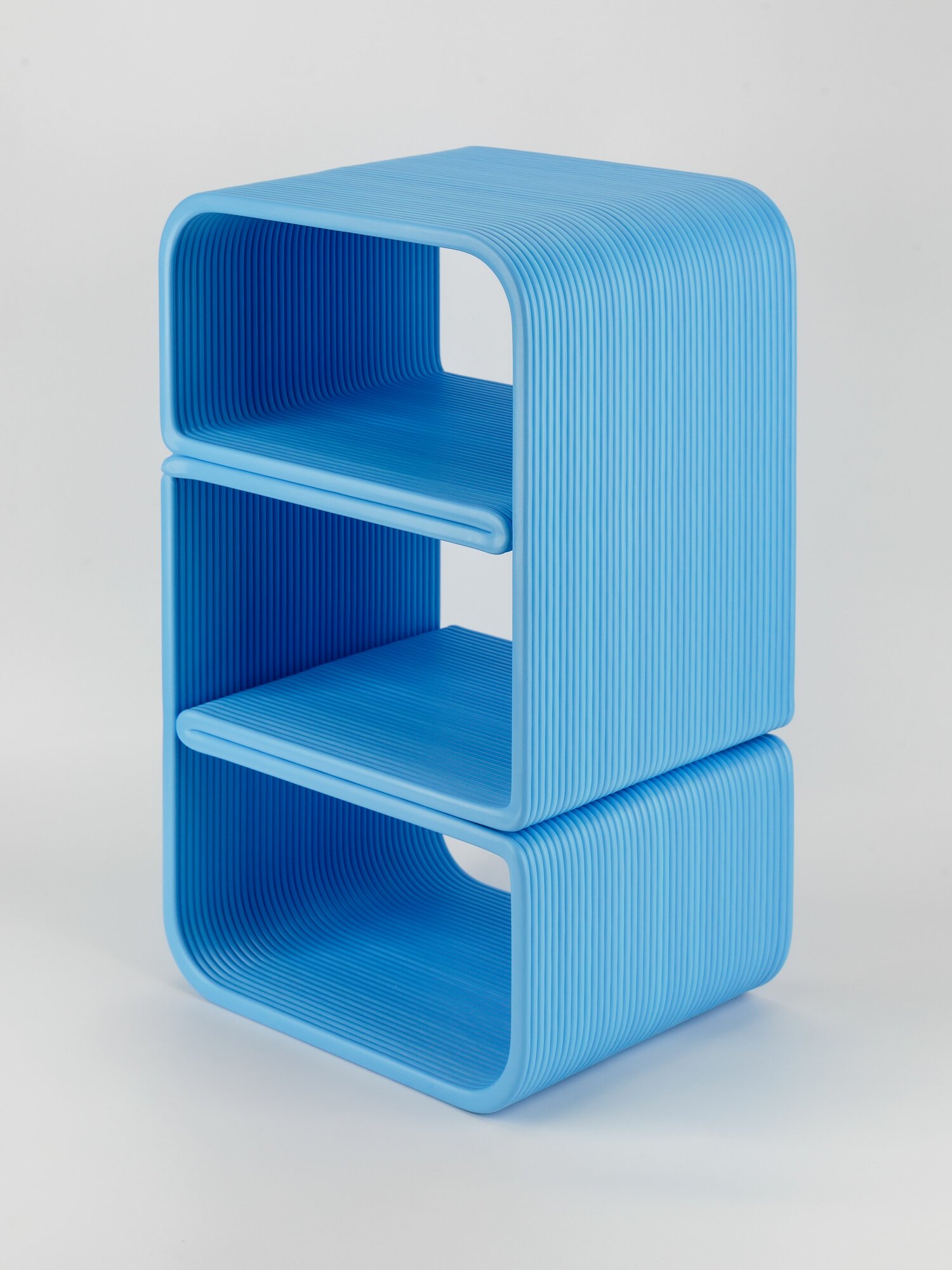 Столик-тумба TrashBack, переработанный 3D пластик, для спальни и гостиной, голубой, Россия