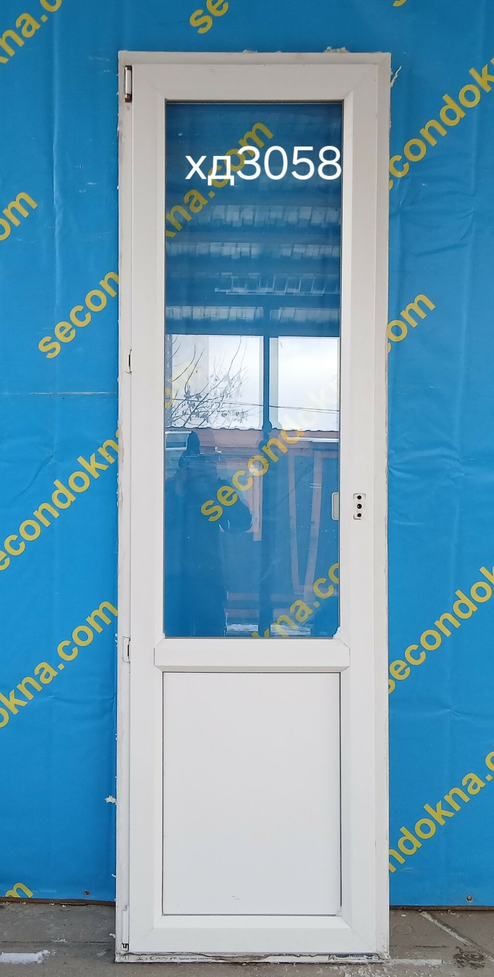 Дверь пластиковая Б/У 2240(в)х670(ш)