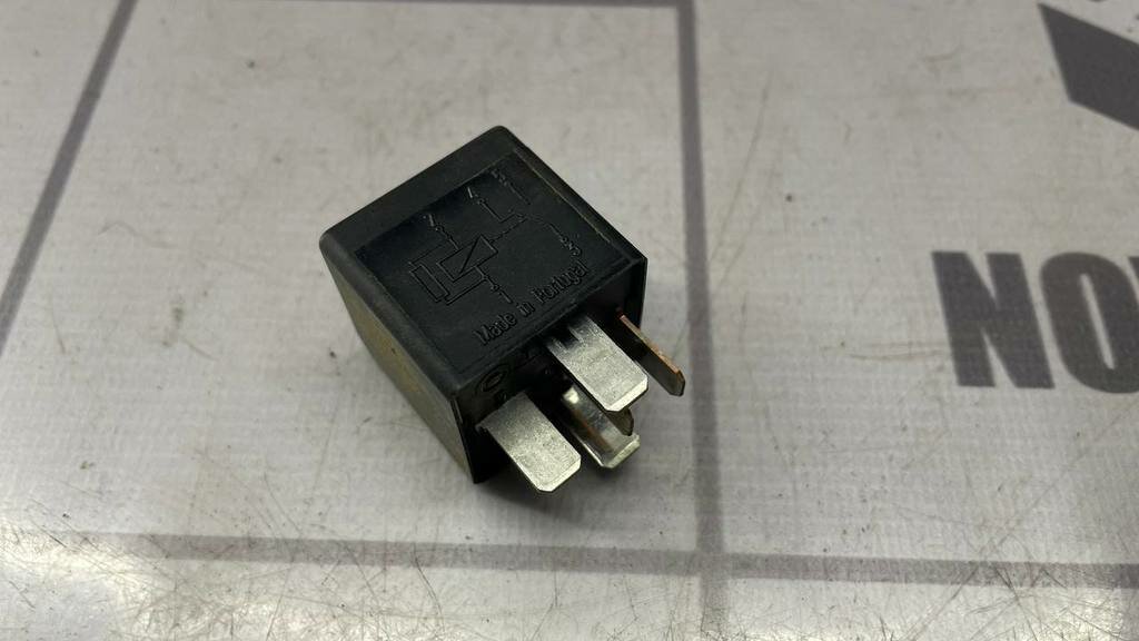 Реле Ford Focus 1 1998-2004