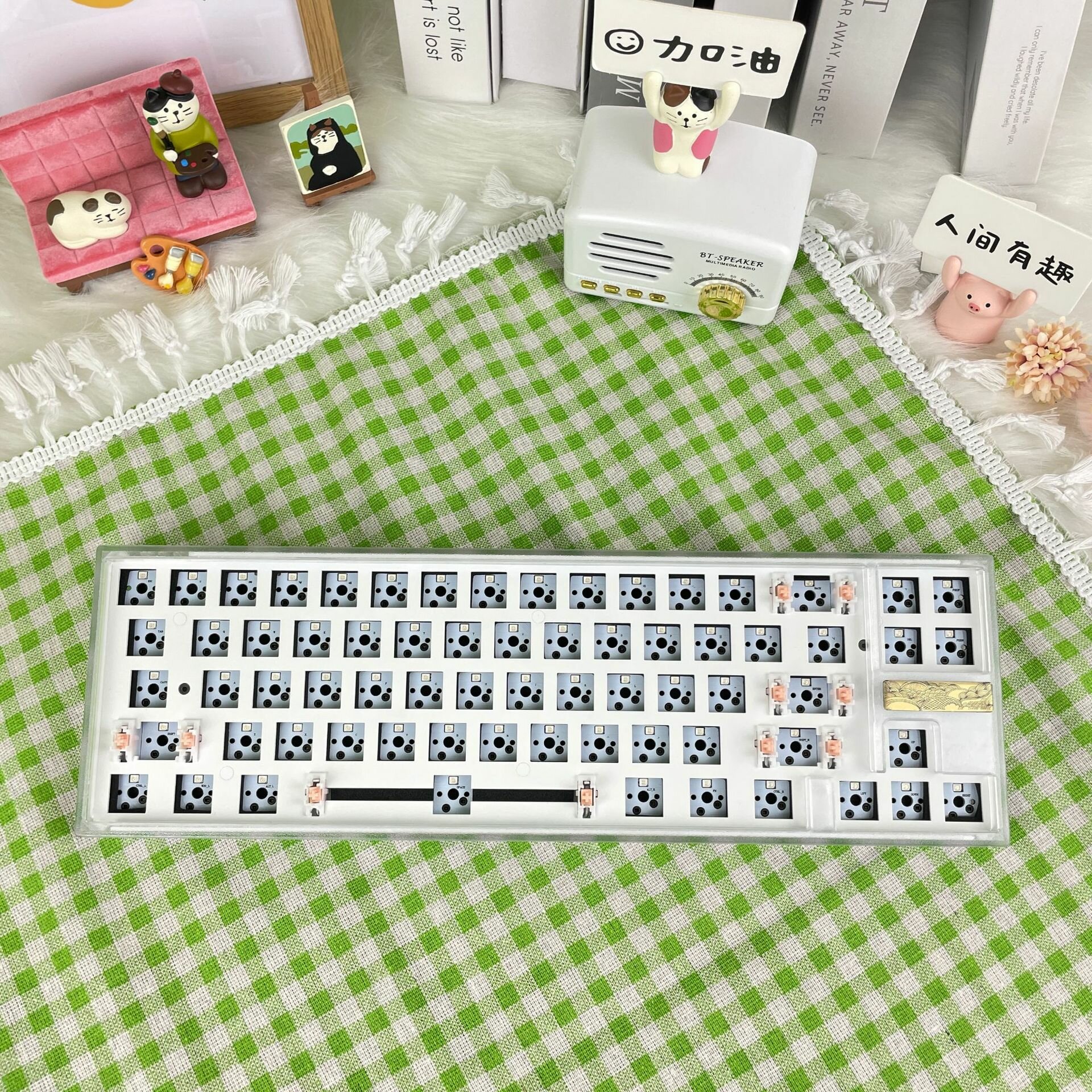 Комплект механической клавиатуры 68-клавиш с RGB-подсветкой и горячей заменой переключателей, прозрачный цвет,