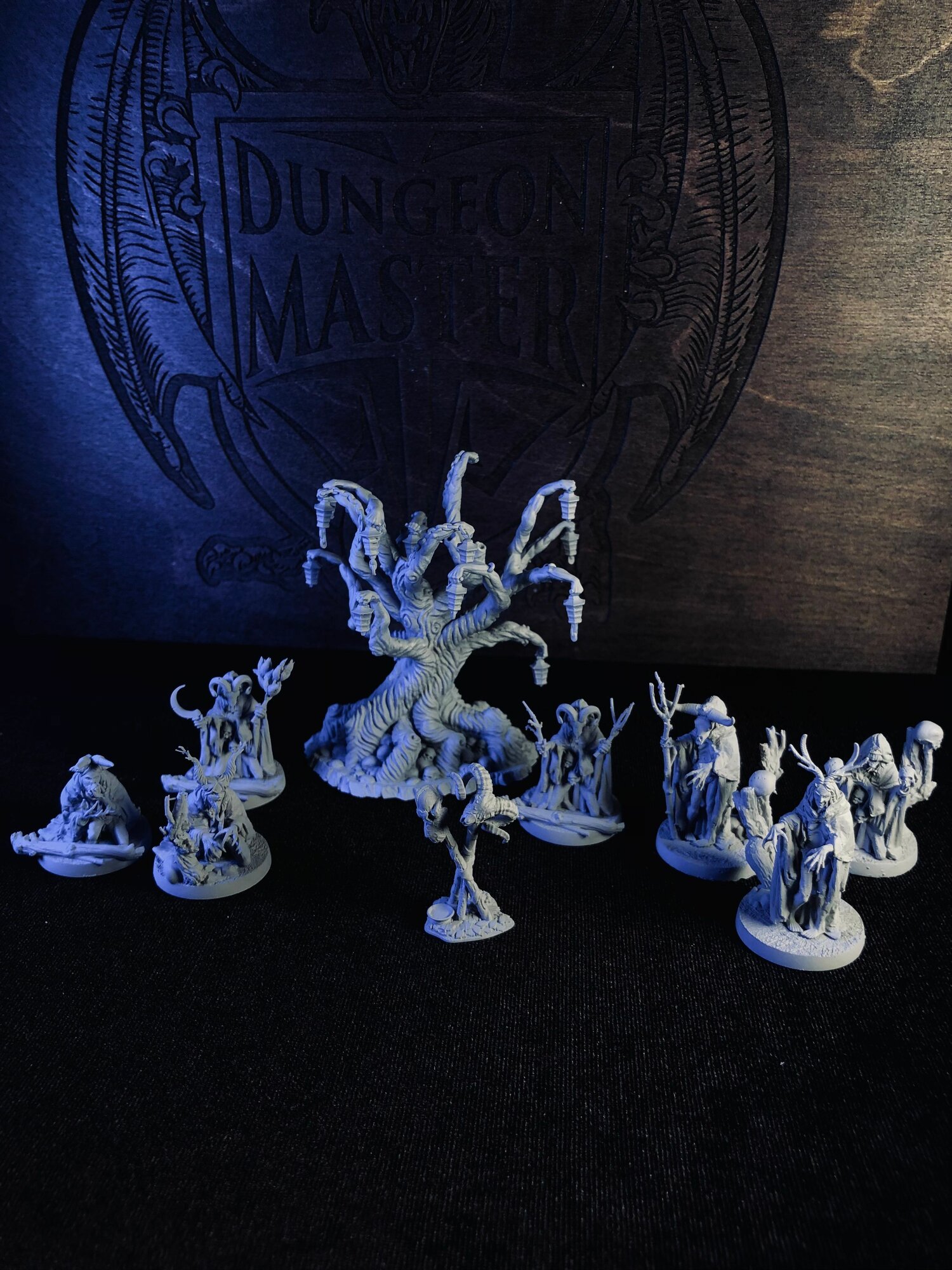 Набор культистов и ведьм + Террейн дерево - Миниатюра для настольных игр DnD, ДнД, Dungeons & Dragons, Pathfinder.