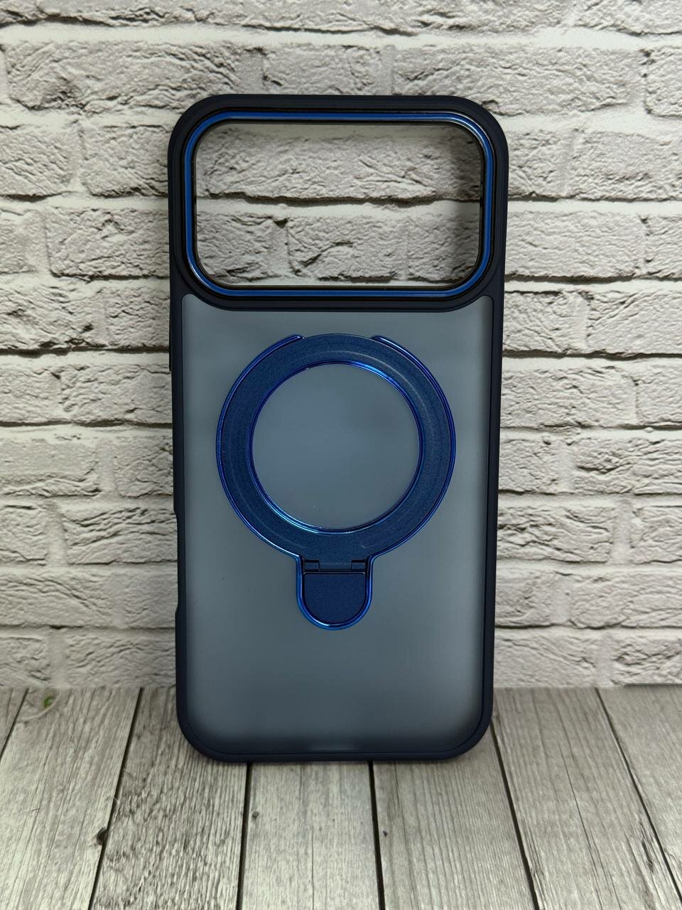 Чехол кейс на iPhone 17 Pro Max матовый с держателем SafeMag (синий) в подарок защитные линзы камеры
