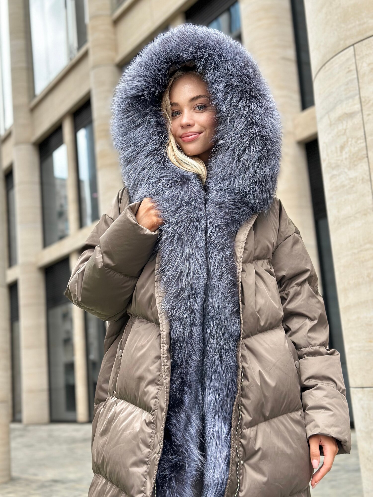 Пуховик Осень-зима 2025